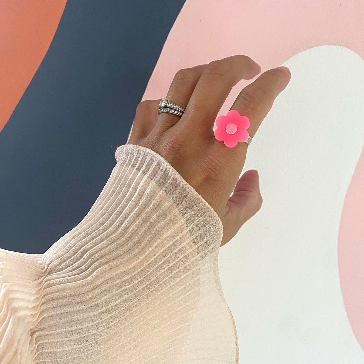 Flower power ring - Fluo colours | Doodlemoo