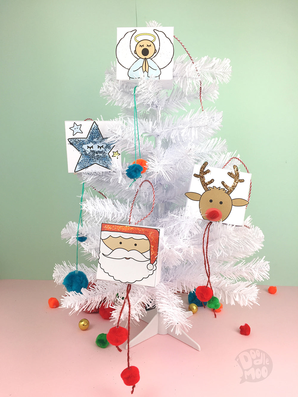 CHRISTMAS MINI PINATAS DIY KIT; pack of four | Doodlemoo