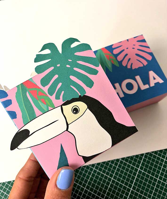 Tropical gift boxes DIY - Free Printable | Doodlemoo
